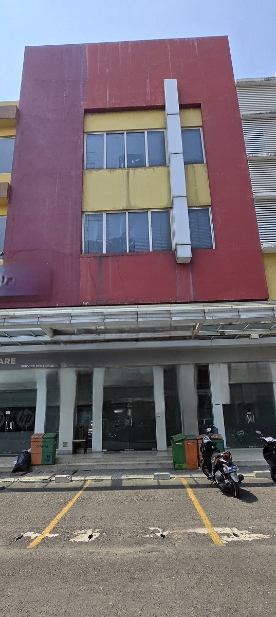 Jual Ruko Murah 3 Lantai Dekat Pintu Masuk di Komplek Ruko Sinpasa ...